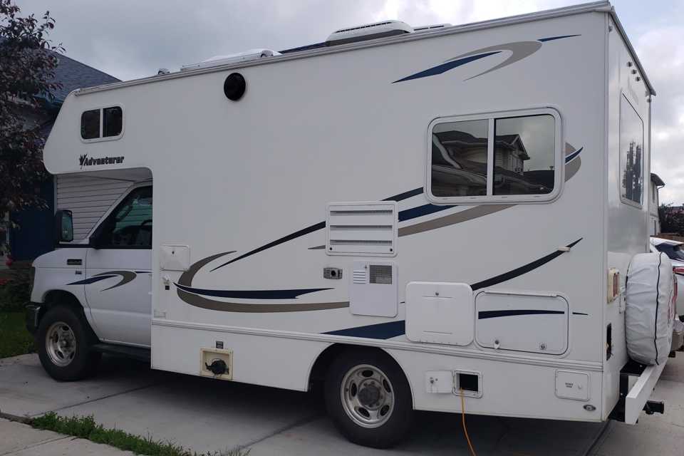 Adventure 19ft Motorhome | RVezy