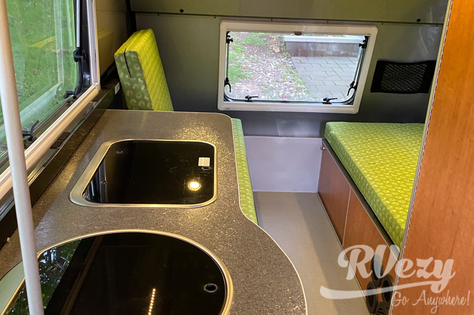 Safari Condo F1743 Roulotte Ultra Légère (1700lbs, possible avec quasi ...