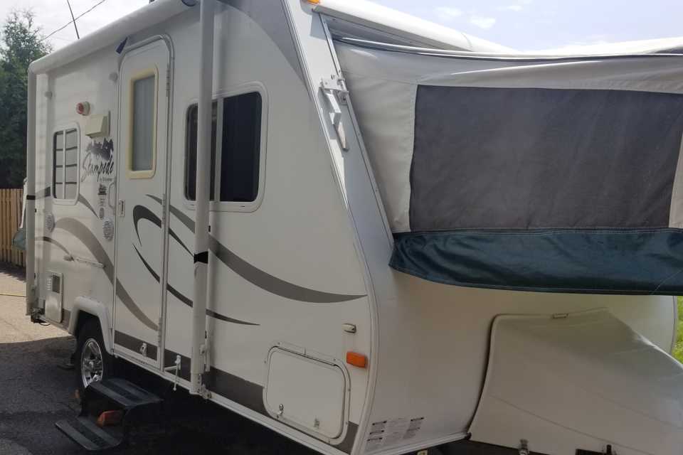 Lazy Dayz Camper | RVezy